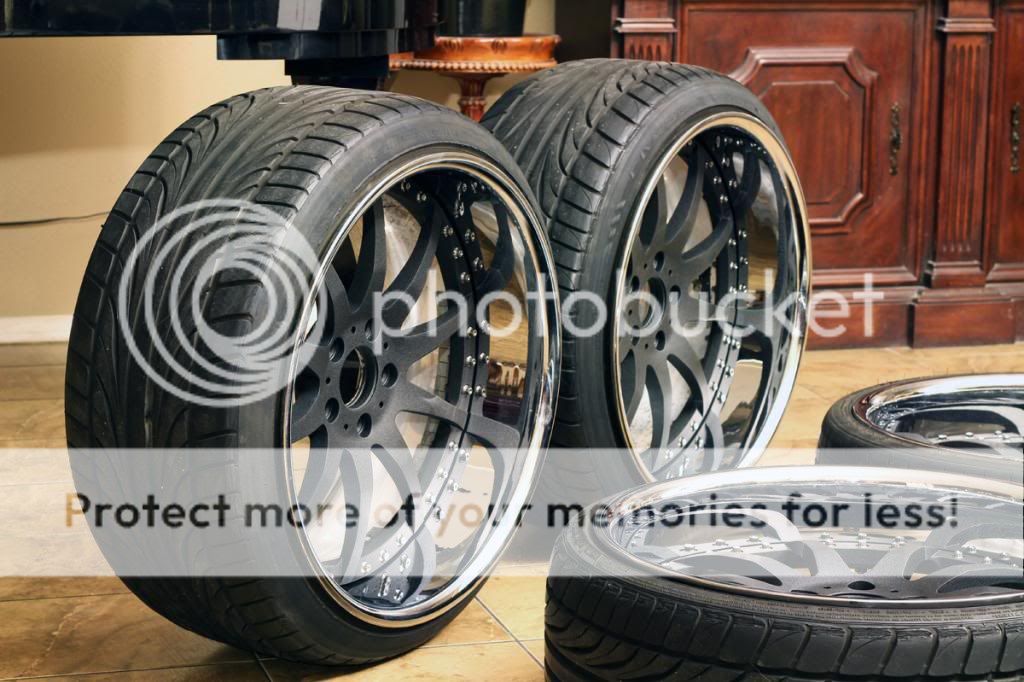 ***FS: RADENERGIE R10 20x11 20x9 Matte Black /w Chrome Lip *tires included