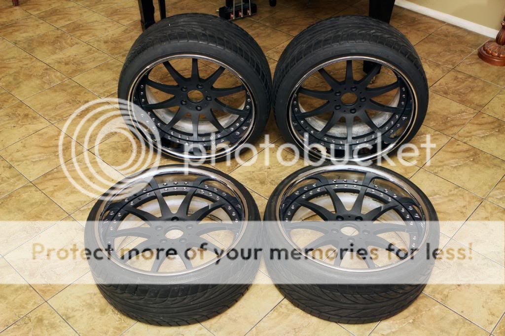 ***FS: RADENERGIE R10 20x11 20x9 Matte Black /w Chrome Lip *tires included
