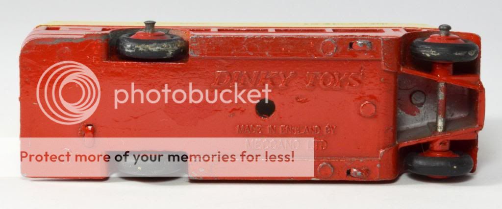 --29c and 290 Double Decker Bus, 'Dunlop' (1951-63) | DTCA Website