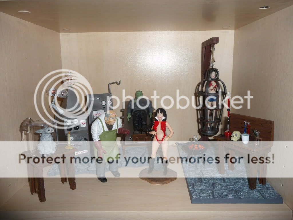 Ted's Monster Scenes Story | Hobbyist Forums